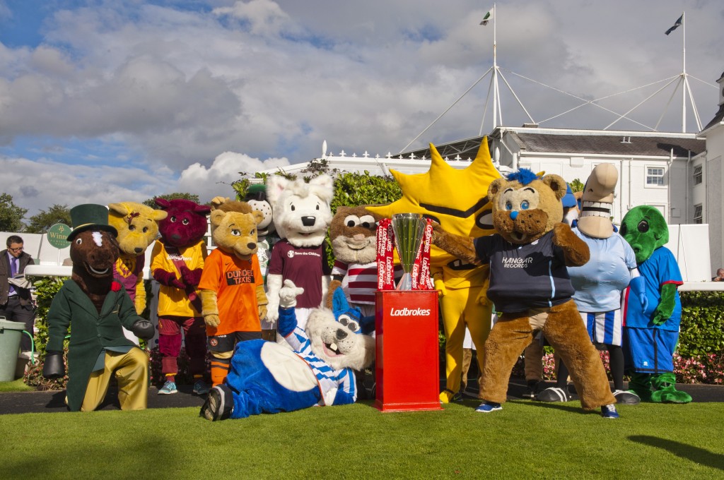 The Duke Gallops to Glory at the Ladbrokes Lanark Silver Bell SPFL ...